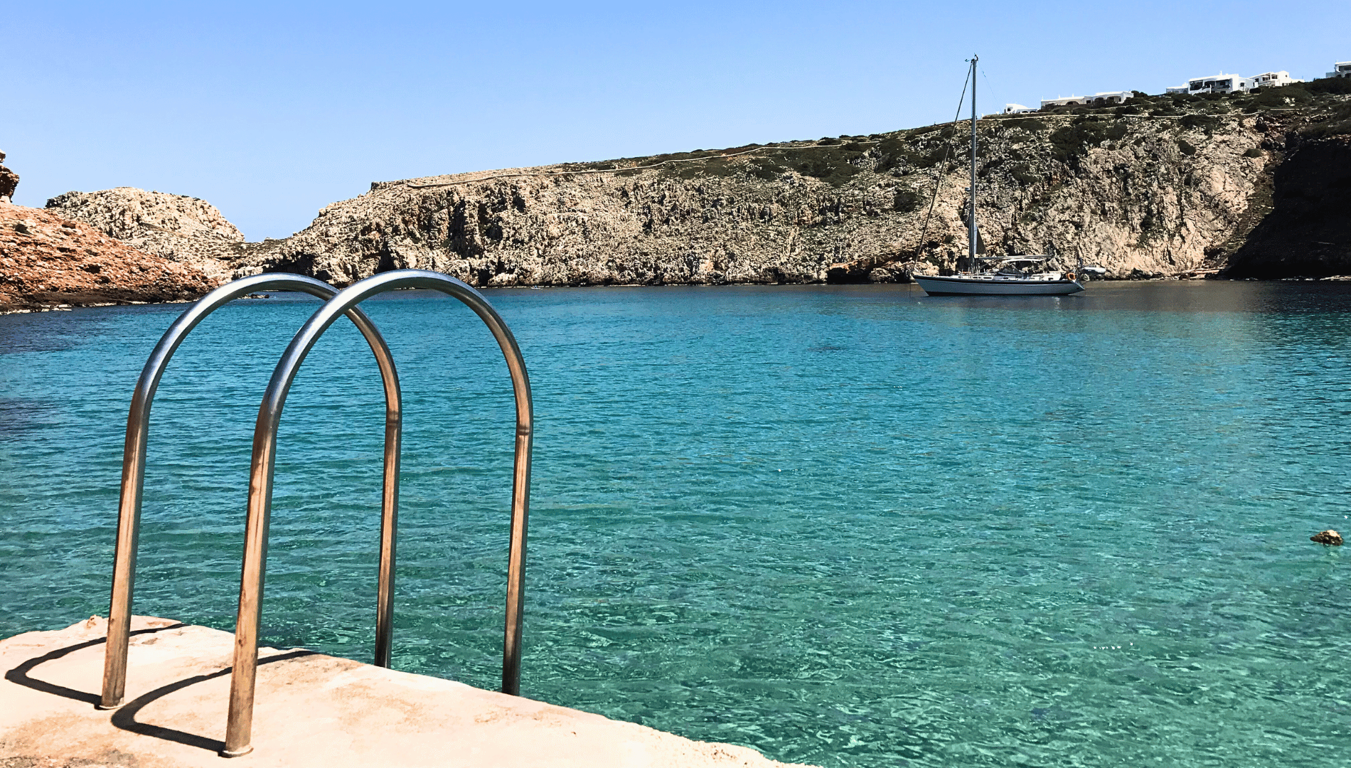 Guide des plateformes et échelles de baignade en mer à Minorque